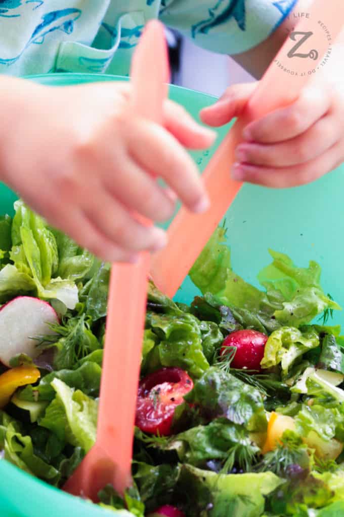 Red Leaf Salad with Lemon Vinaigrette