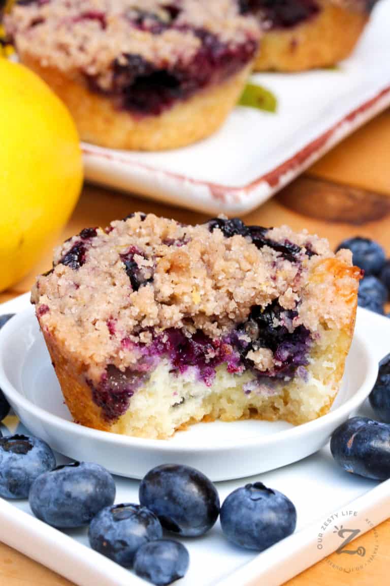 Blueberry Muffins With Crumb Topping [Blueberry Buckle] - Our Zesty Life