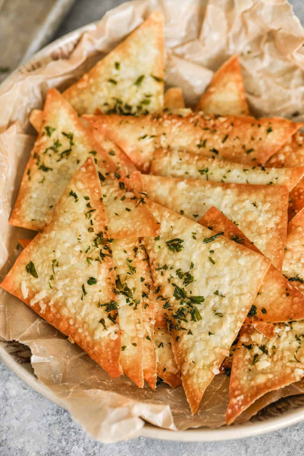 Wonton Chips (4 Ingredient Recipe!) - Our Zesty Life