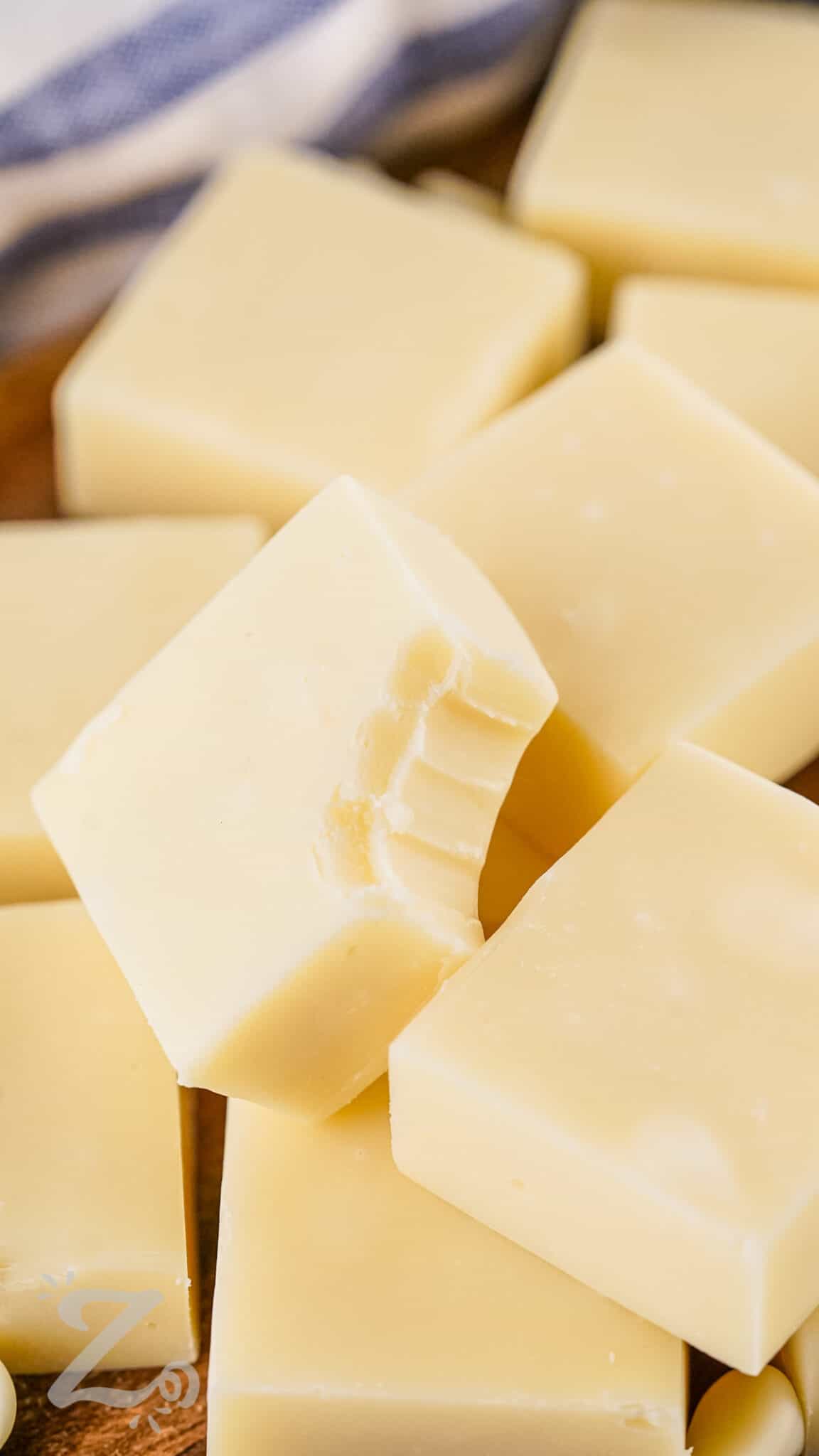 2 Ingredient Vanilla Fudge (5 Minute Prep!) - Our Zesty Life