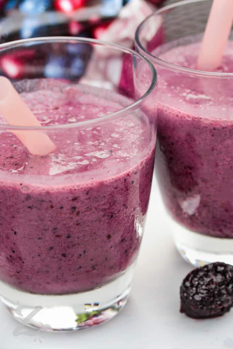Mixed Berry Smoothie (Just 4 Ingredients!) - Our Zesty Life